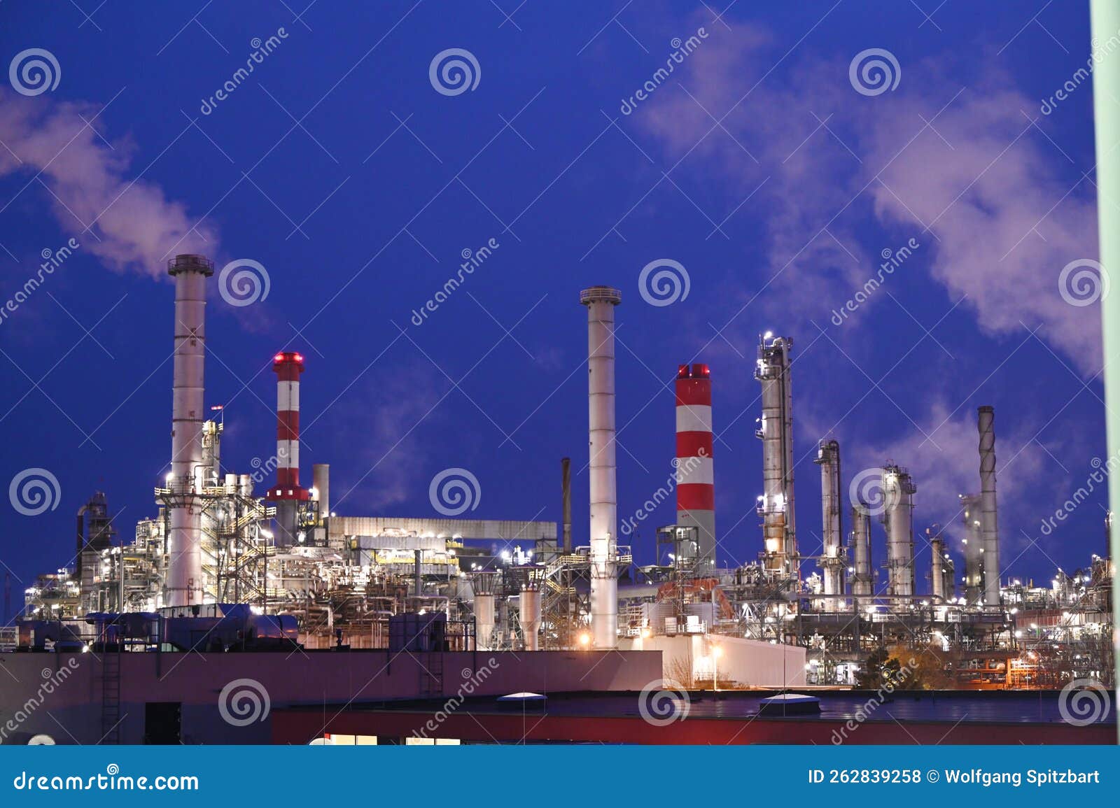 OMV Refinery in Schwechat at Night Editorial Stock Photo - Image of ...