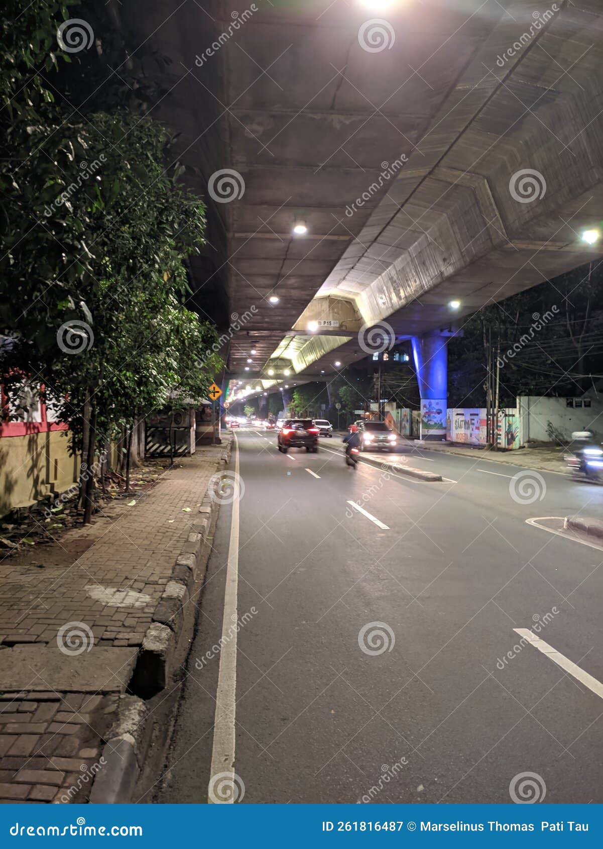 Flyover and the road below editorial photography. Image of vehicle ...