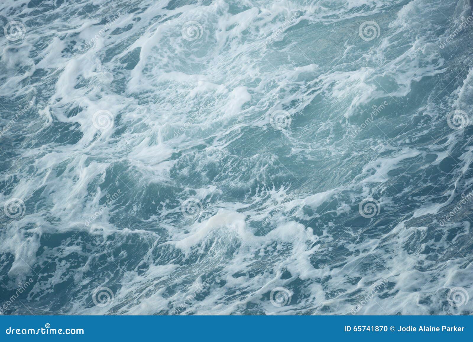 Ondas No Mar Agitado áspero Do Inverno Foto de Stock - Imagem de branco ...