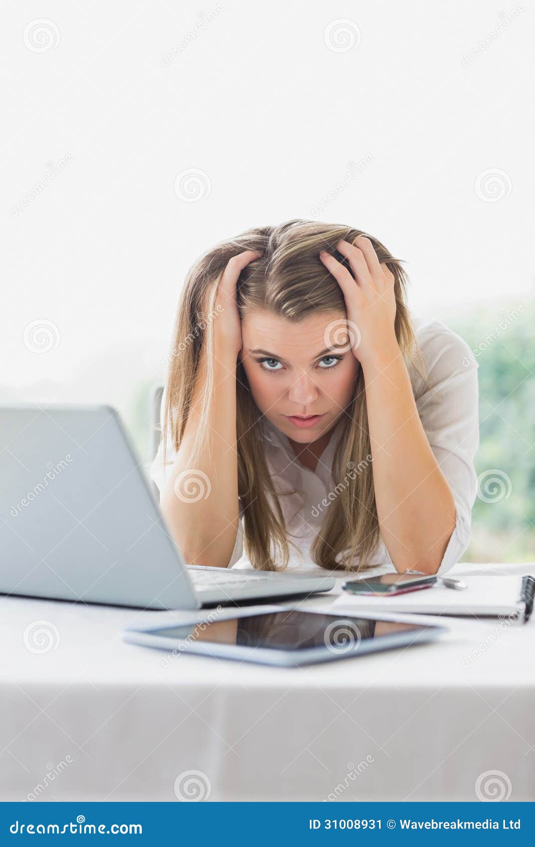 Onderneemster Die Gefrustreerd Worden Stock Afbeelding - Image of ...