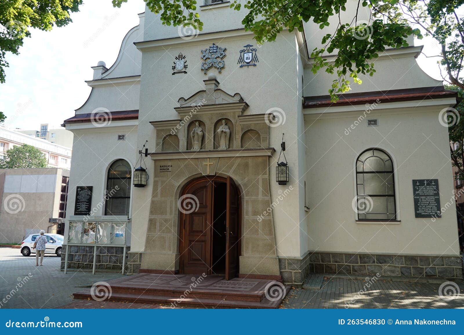 Catholic Churches Beside In The Mall Of Asia Shopping Mall Of Pasay ...