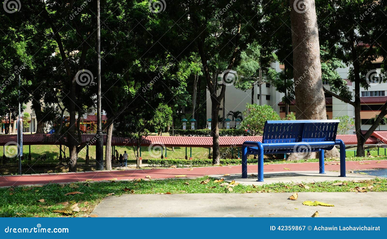 One Chair in the Park Background Stock Image - Image of sepia, cushion ...