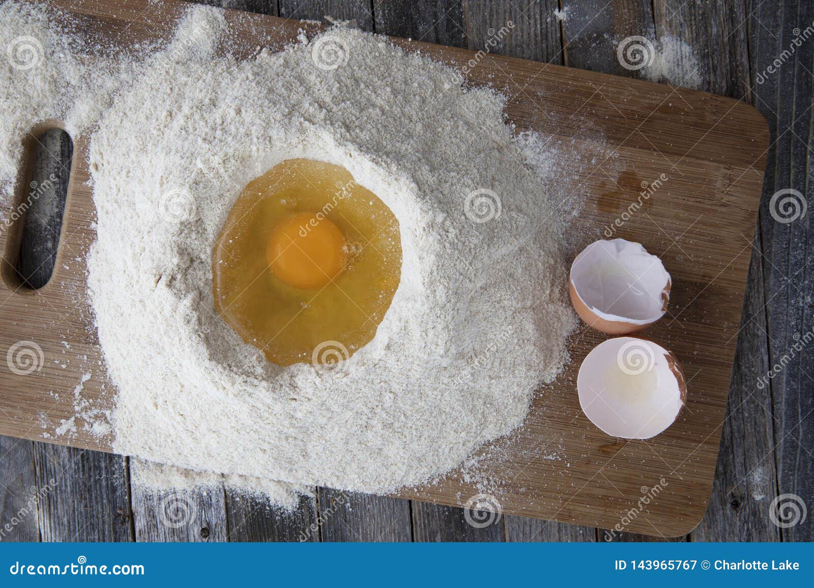 One Egg in Flour Well stock image. Image of pasta, kitchen - 143965767