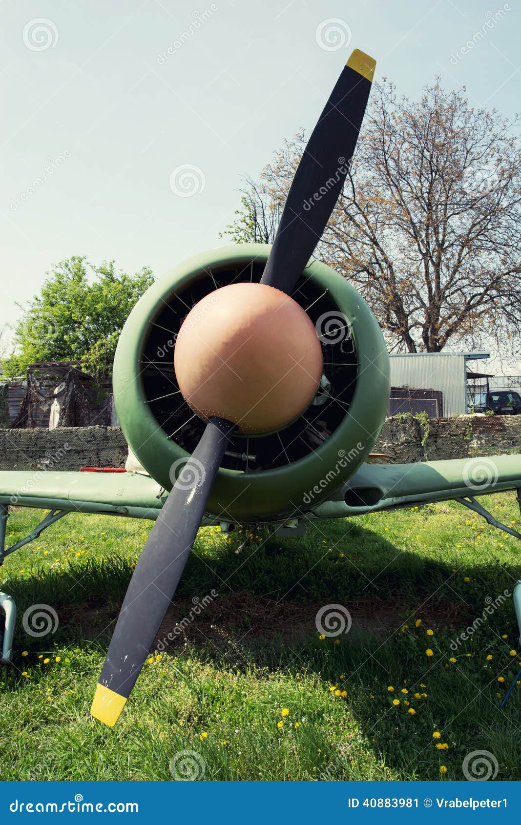 One Engine Propeller Aircraft Stock Image - Image of carrier, adventure ...