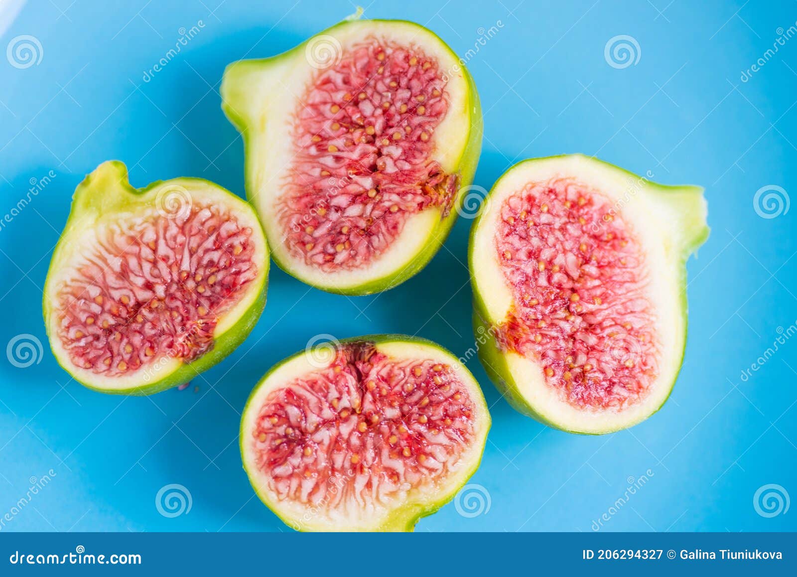Figs half close-up stock image. Image of diet, beautiful - 206294327