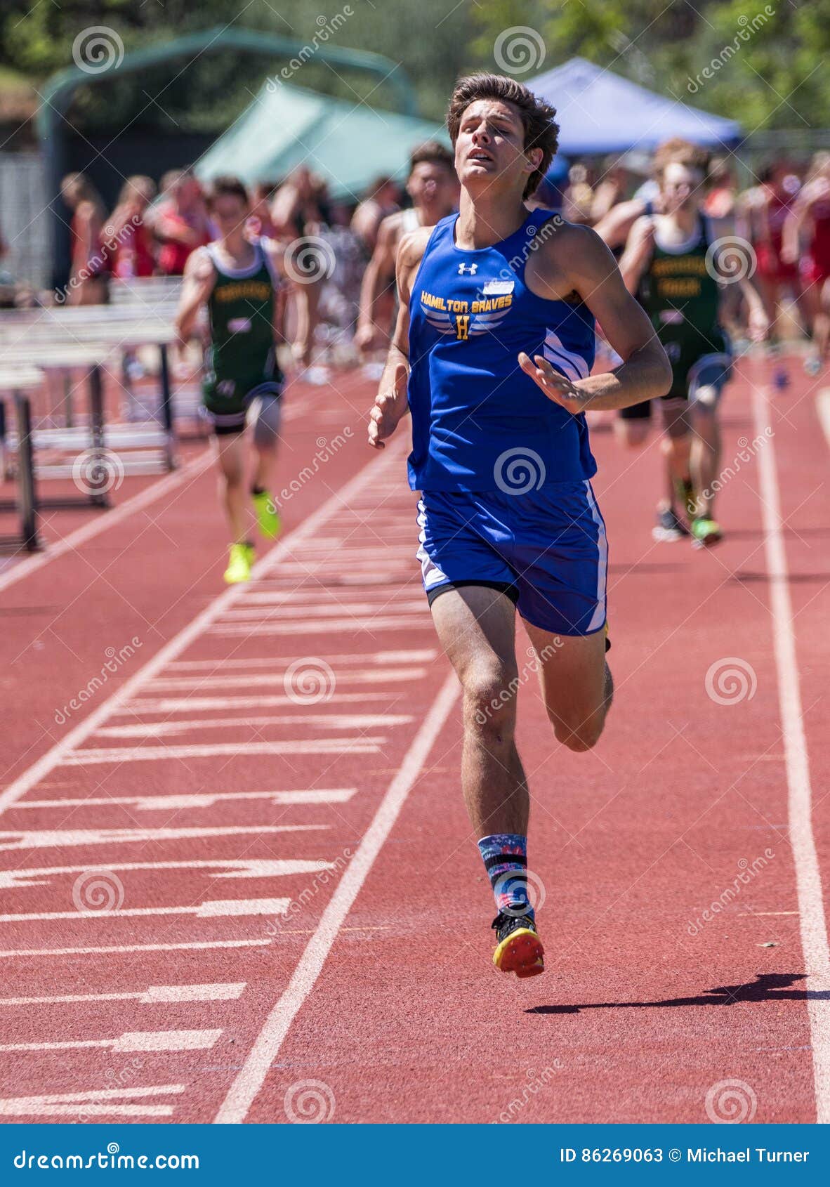 One Last Effort editorial stock photo. Image of last - 86269063