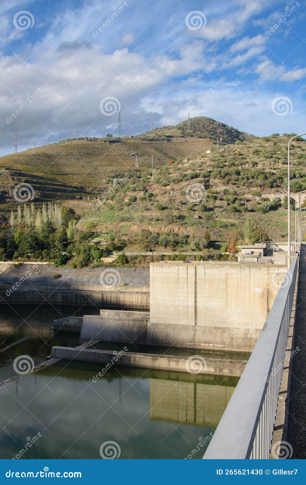 Lock located on the Douro stock photo. Image of water - 265621430