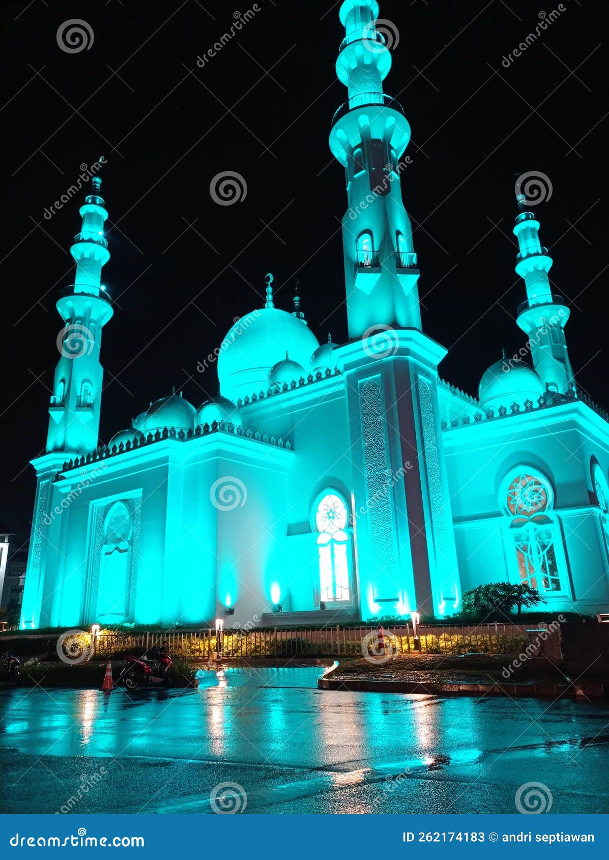 One of the Most Beautiful Mosques in Indonesia, Gunung Putri, West Java ...