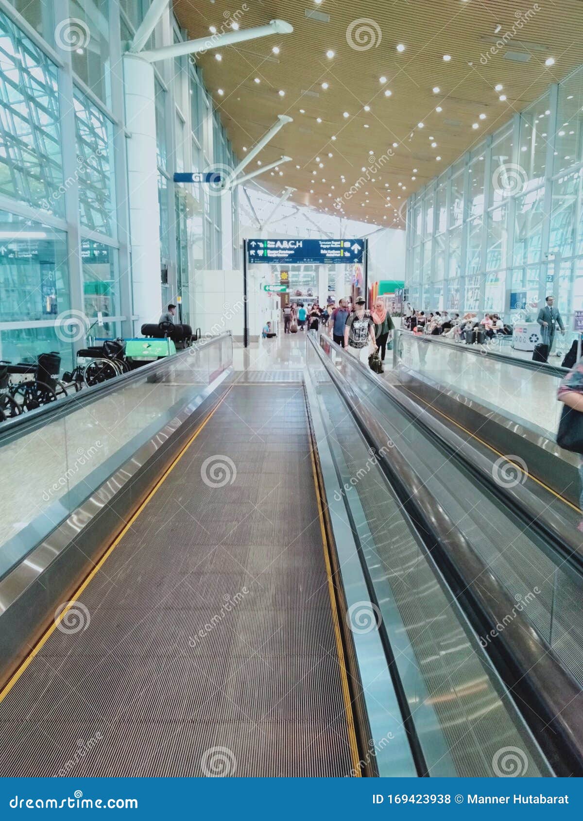 One Nice Place International Airport Editorial Stock Photo - Image of ...