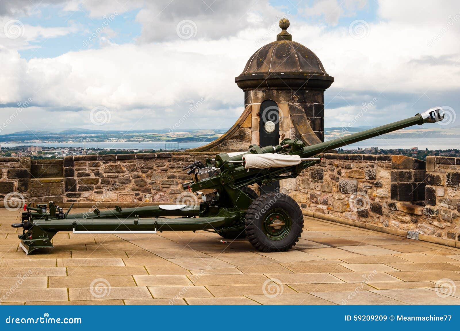 One O Clock Gun at Edinburgh Castle, Scotland Stock Image - Image of ...