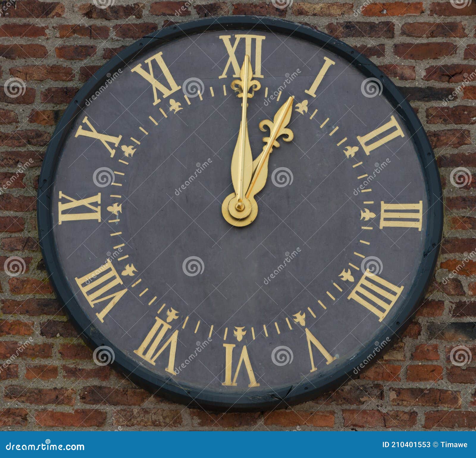 One O`clock on a Clock Face Stock Image - Image of circle, circular ...