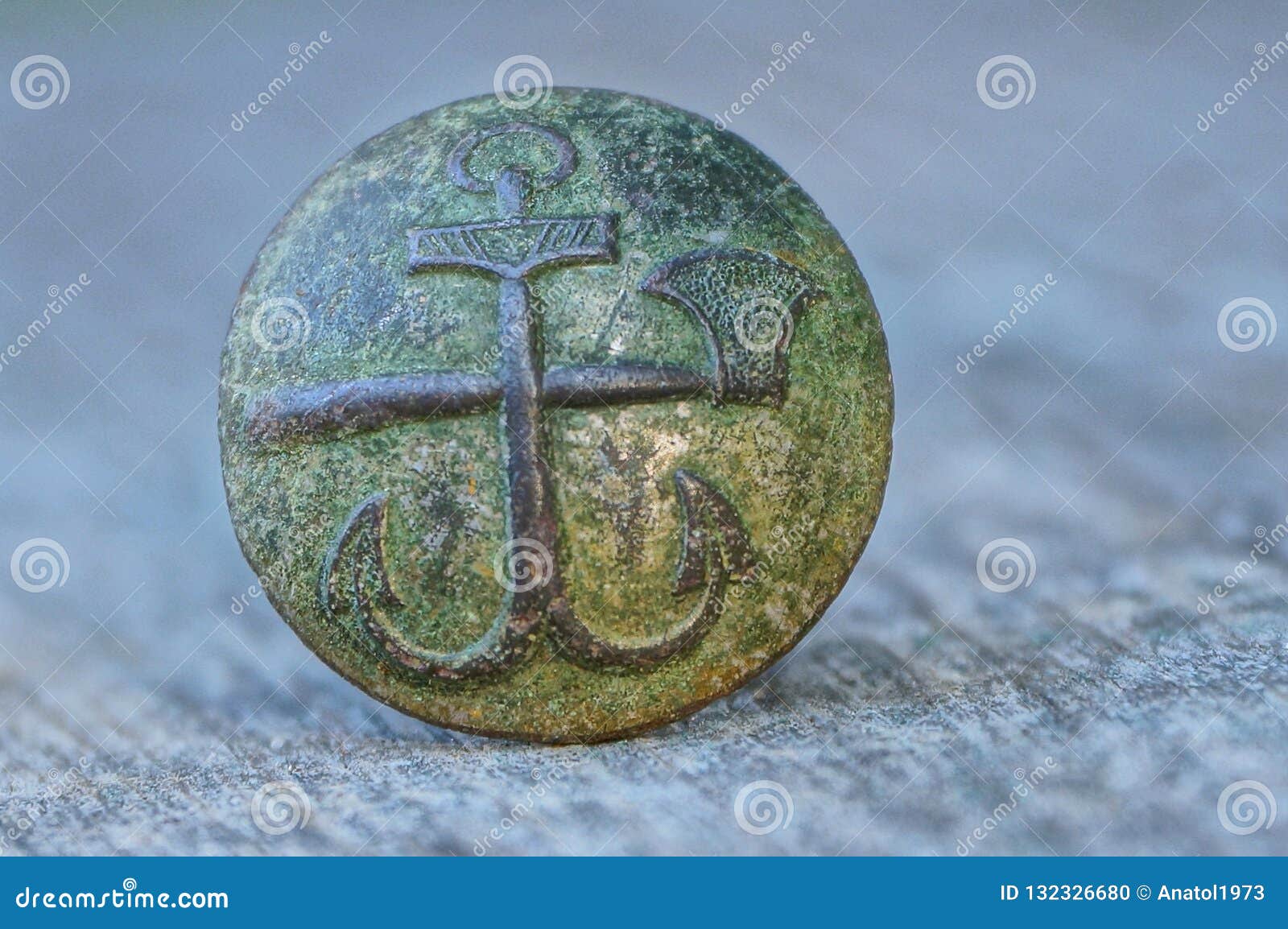 Old Flat Button Identification