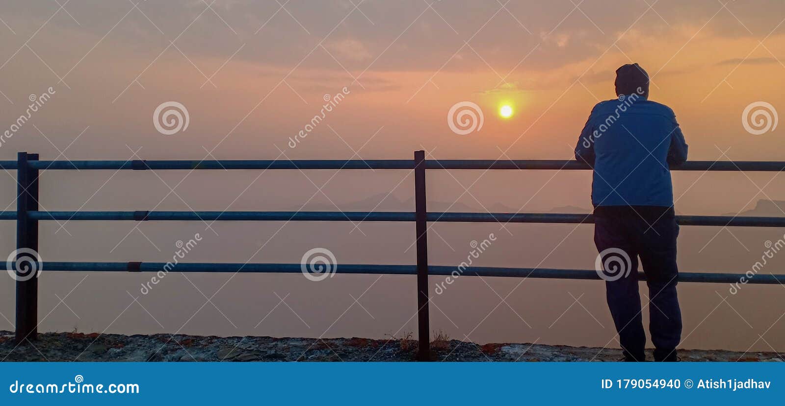 1,987 Person Remembering Photos - Free & Royalty-Free Stock Photos from ...