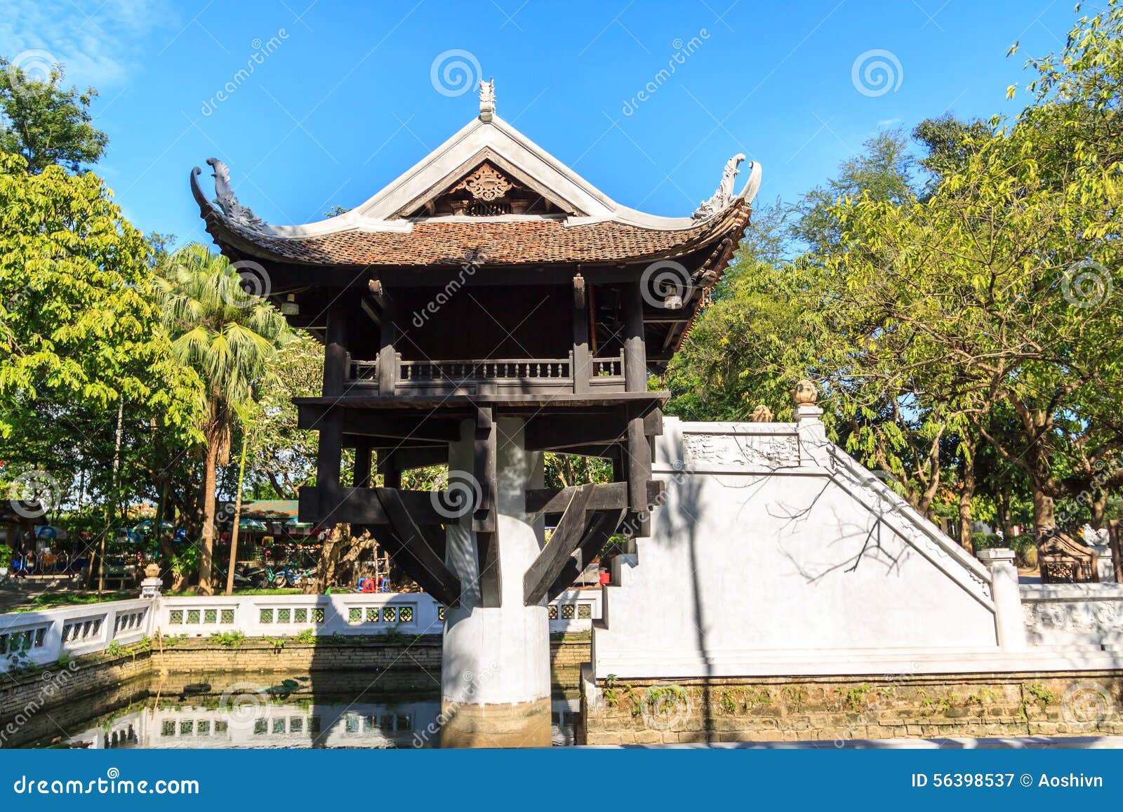 One Pillar Pagoda, Hanoi stock image. Image of dynamic - 56398537