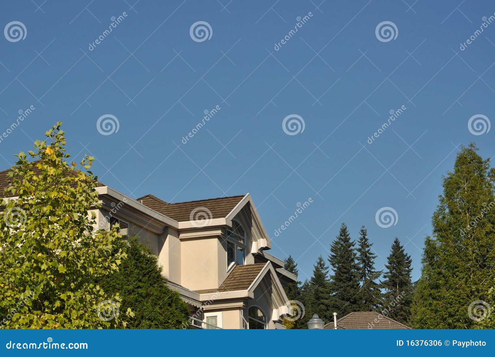 One side of house stock photo. Image of estate, cloud - 16376306