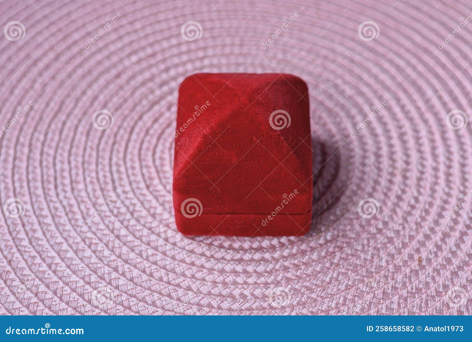 One Small Closed Red Ring Box Stock Photo - Image of decoration, case ...