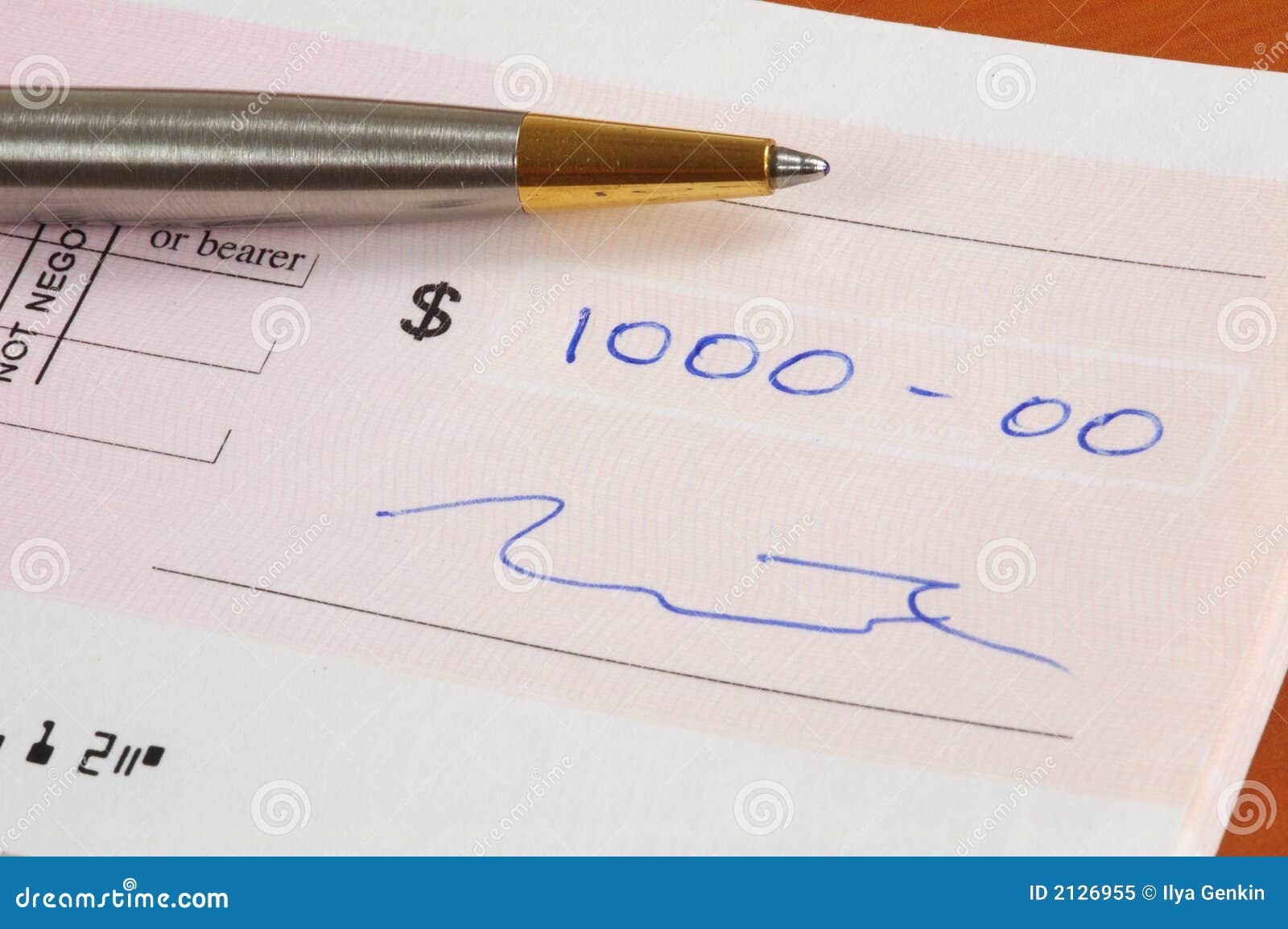 One Thousand Dollars Cheque Picture. Image: 2126955