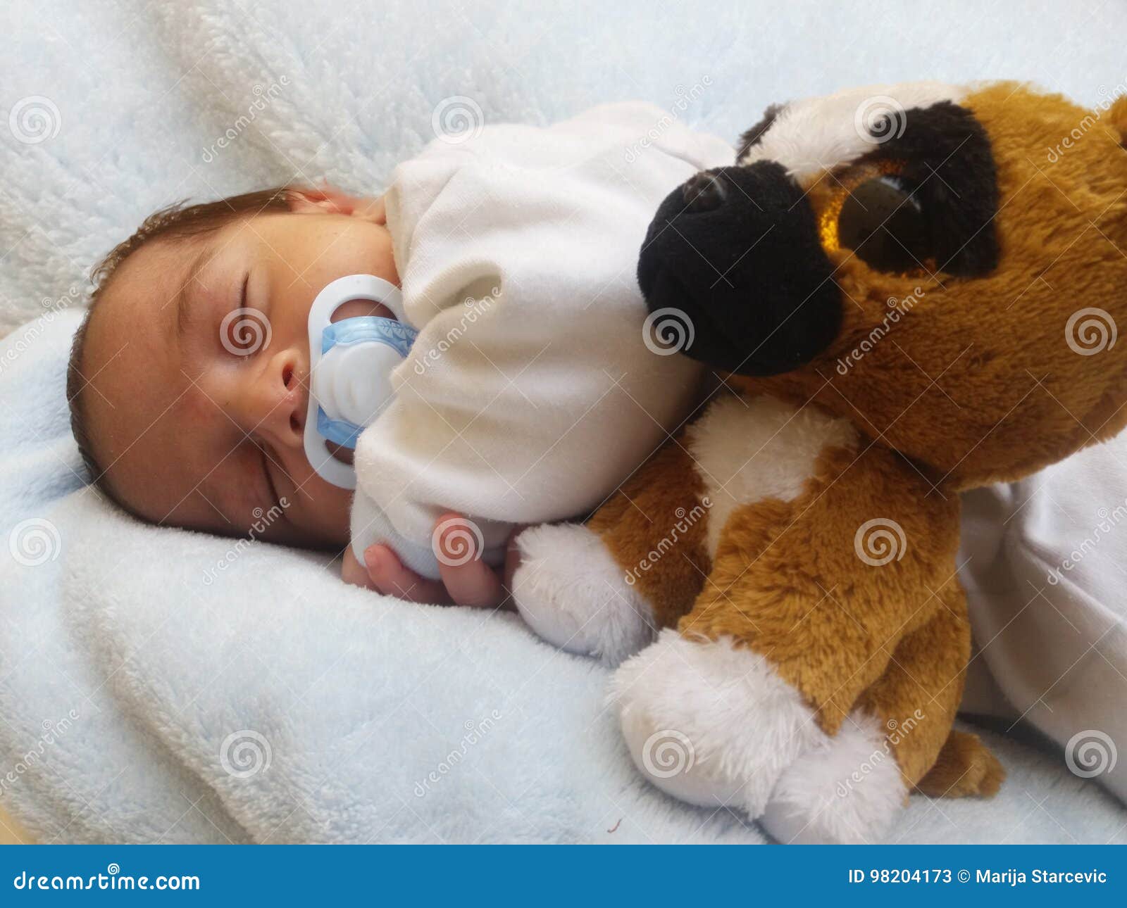 One Week Old Newborn Baby Boy Sleeping Stock Image - Image of cute ...