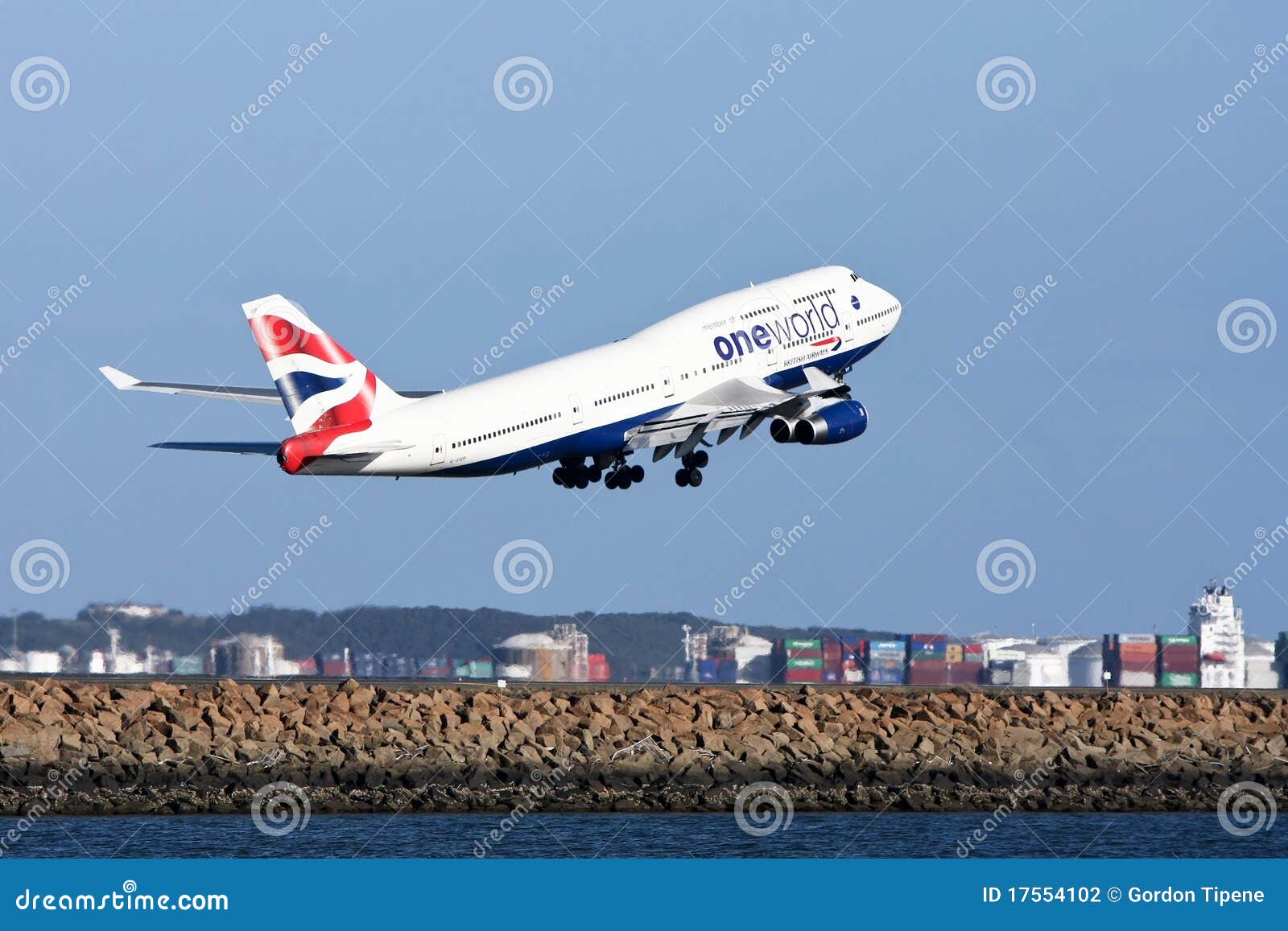 One World British Airways Boeing 747 Taking Off. Editorial Photography ...