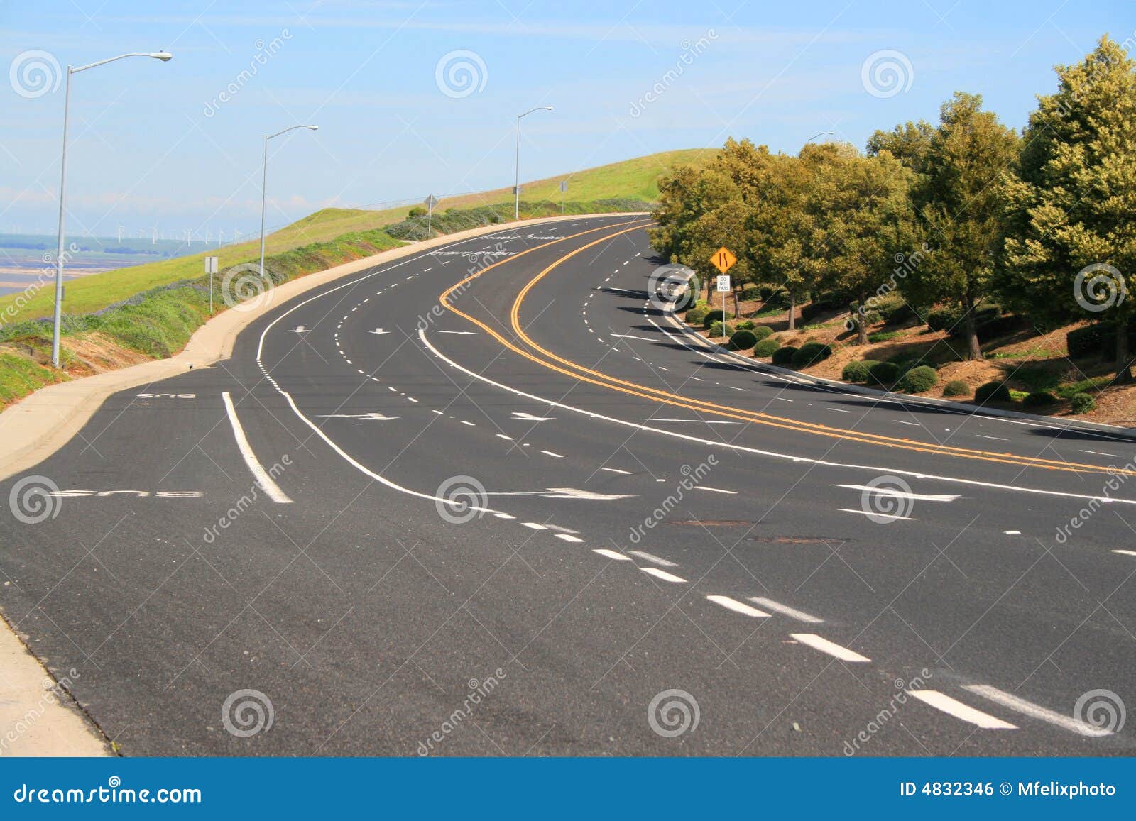 Oneindige Weg stock foto. Image of gebieden, afstand, zwarte - 4832346