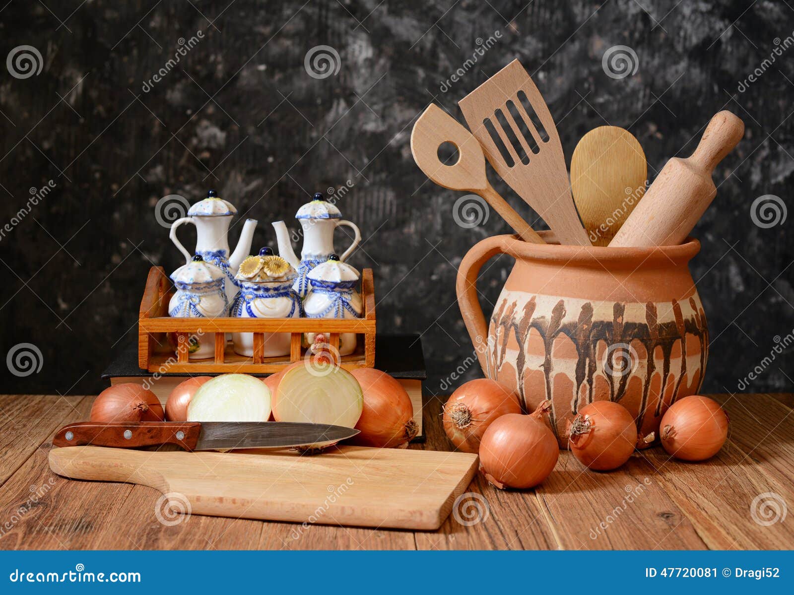 679 Onions Pots Stock Photos - Free & Royalty-Free Stock Photos from ...