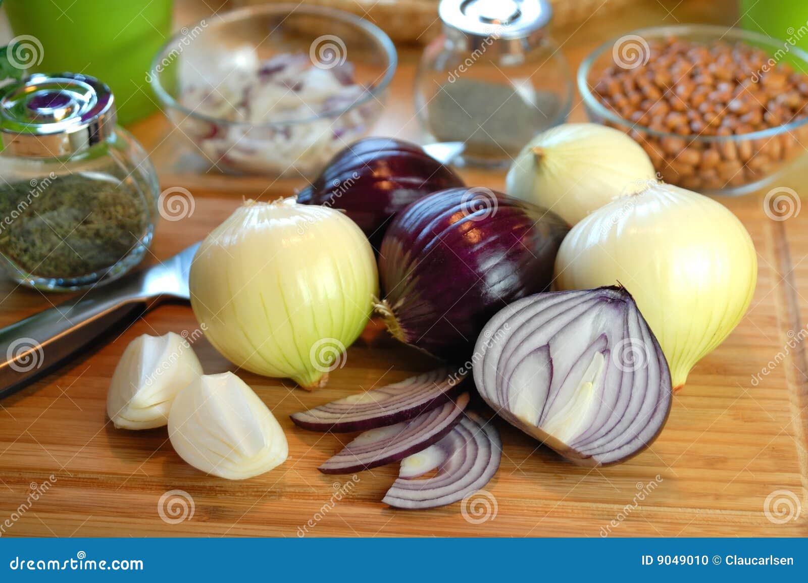 Onions on table stock photo. Image of table, kitchen, food - 9049010