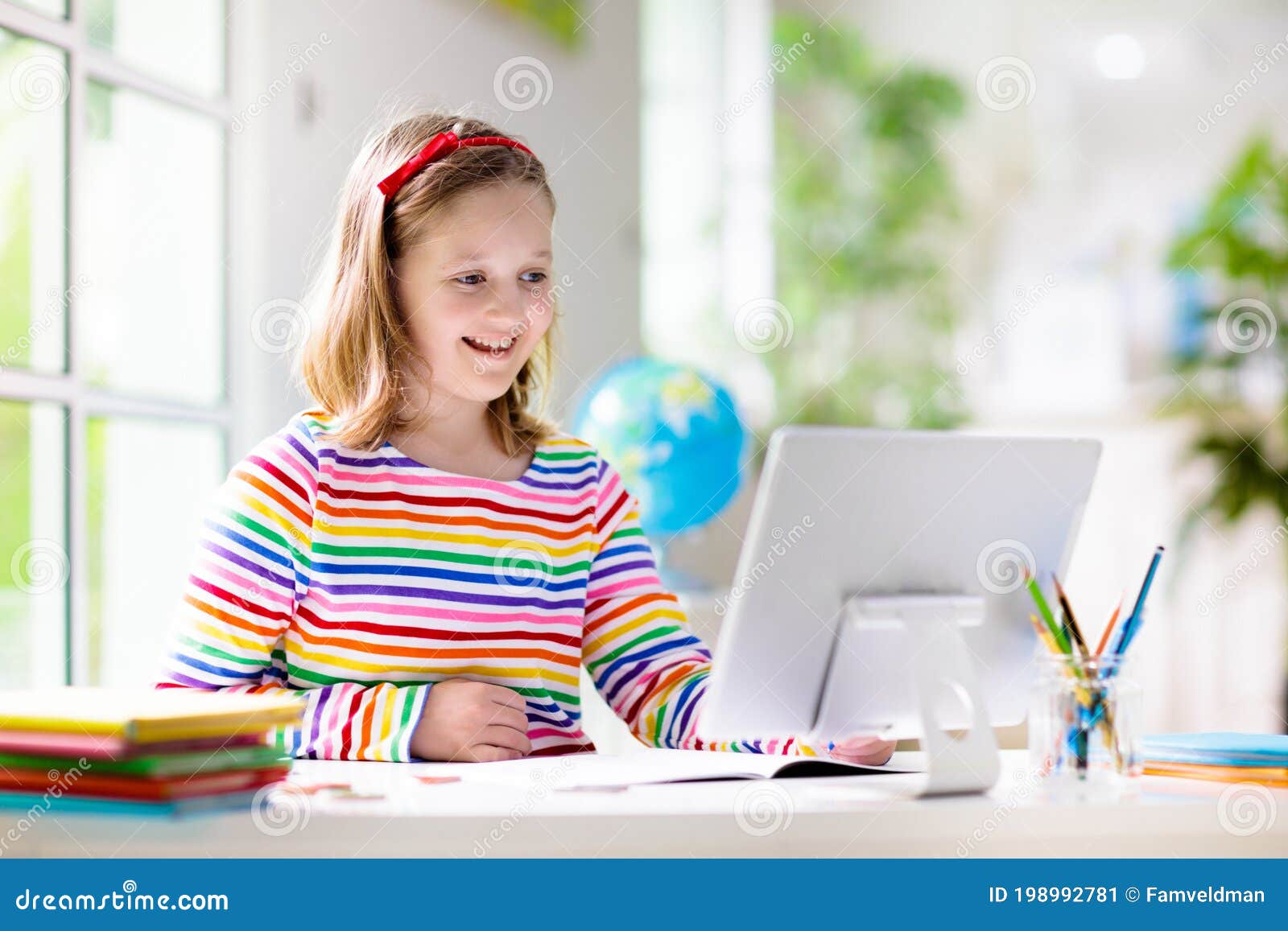 REMOTE LEARNING Virtual Learning Concept With Wood Block Letters On ...