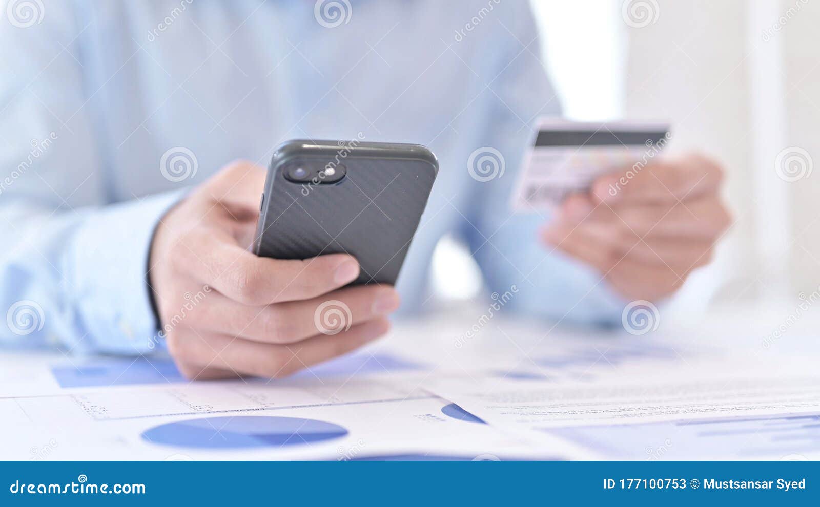 Online Shopping, Using Credit Card on Smartphone Stock Image - Image of ...