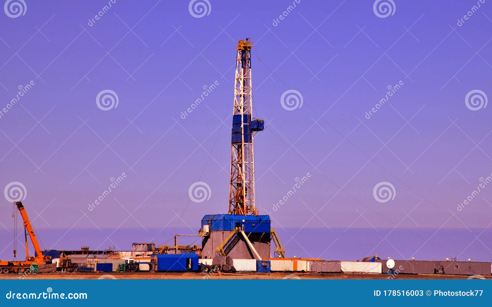 The onshore drilling rig stock image. Image of drill - 178516003