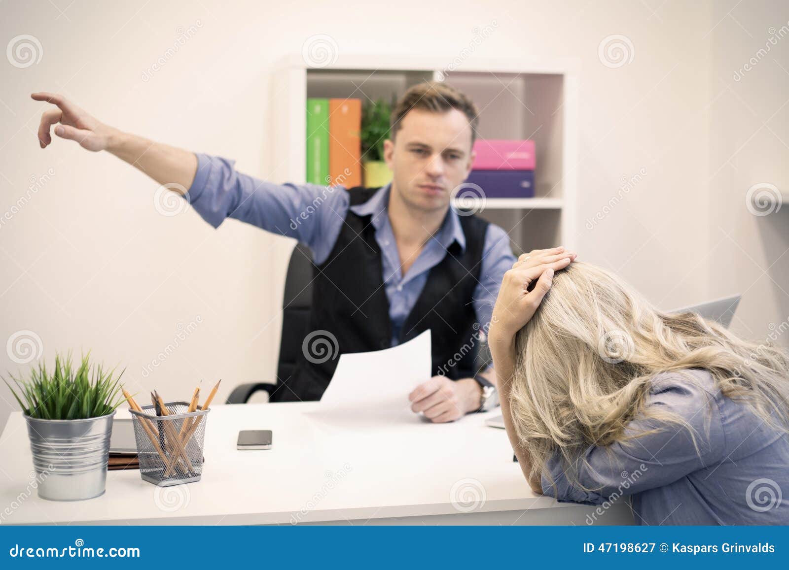 Ontslag, Vuren En Het Ontslaan Concept Stock Afbeelding - Image of ...