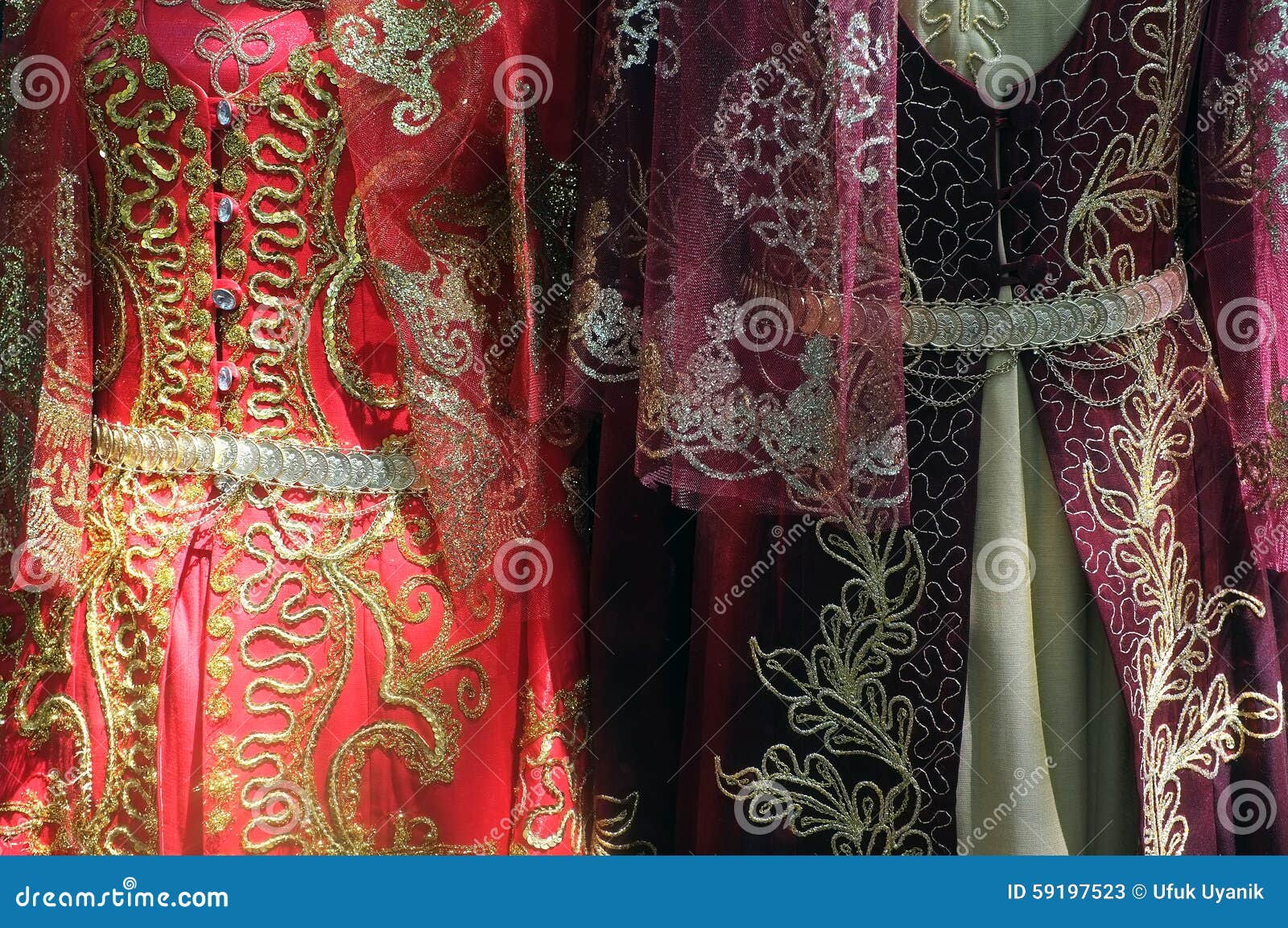Oosterse Traditionele Kleding Stock Afbeelding - Image of velen ...