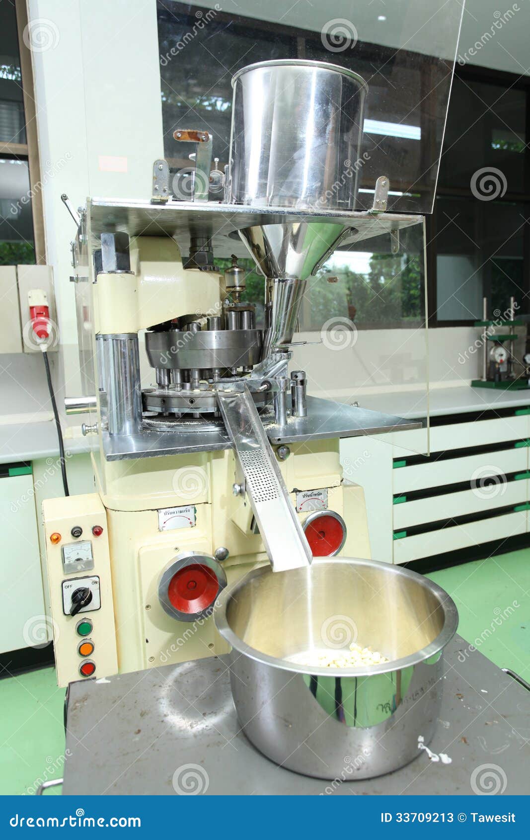 Opération Pharmaceutique De Machine Image stock - Image du santé ...