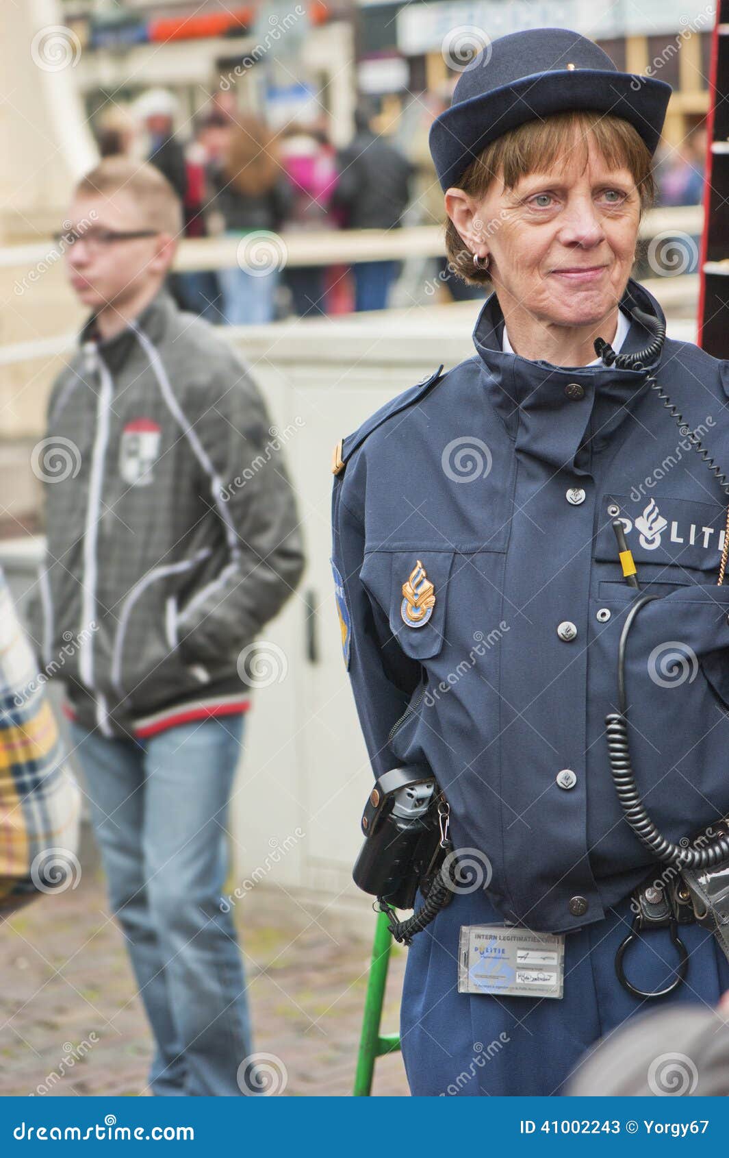 Op plicht redactionele stock foto. Image of plicht, toebehoren - 41002243