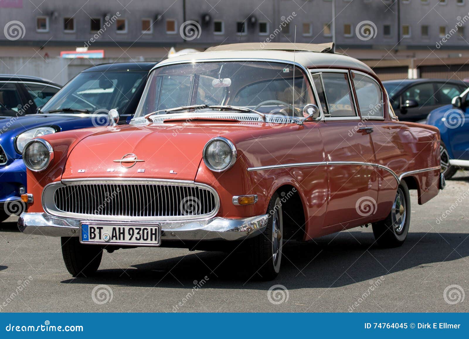 Opel - alter Timer redaktionelles bild. Bild von steuerung - 74764045