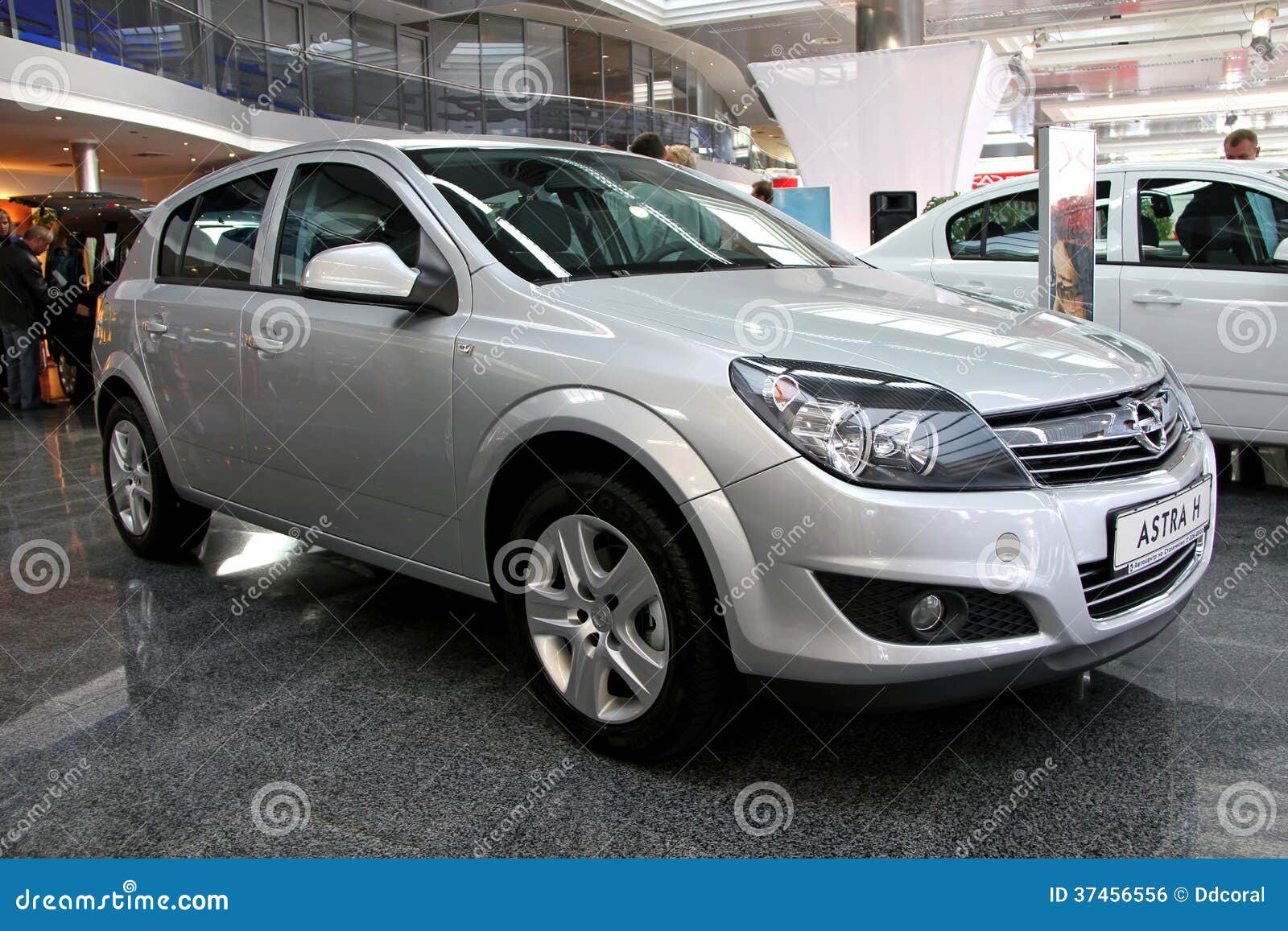 Opel Astra H editorial photo. Image of opel, mobile, luxury - 37456556