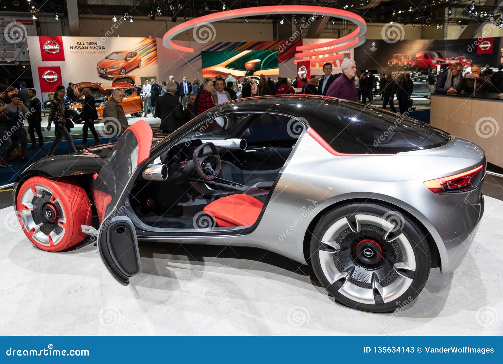 Opel GT Concept car editorial stock photo. Image of expo - 135634143