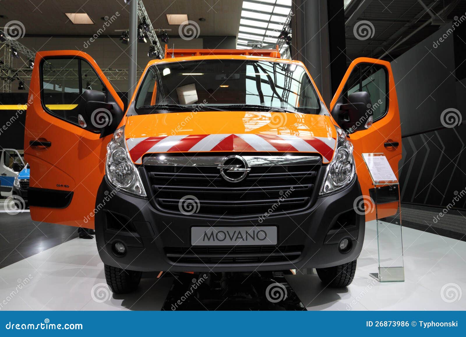 Opel Movano Van foto editorial. Imagen de industrial - 26873986