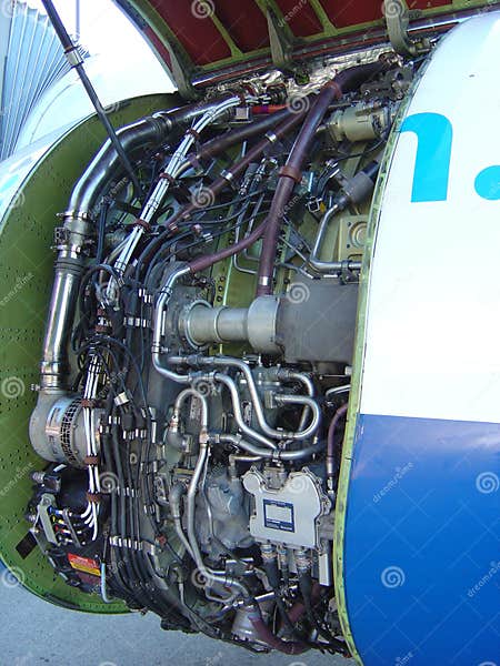 Open Airplane Engine Nacelle Stock Photo - Image of forces, engine ...