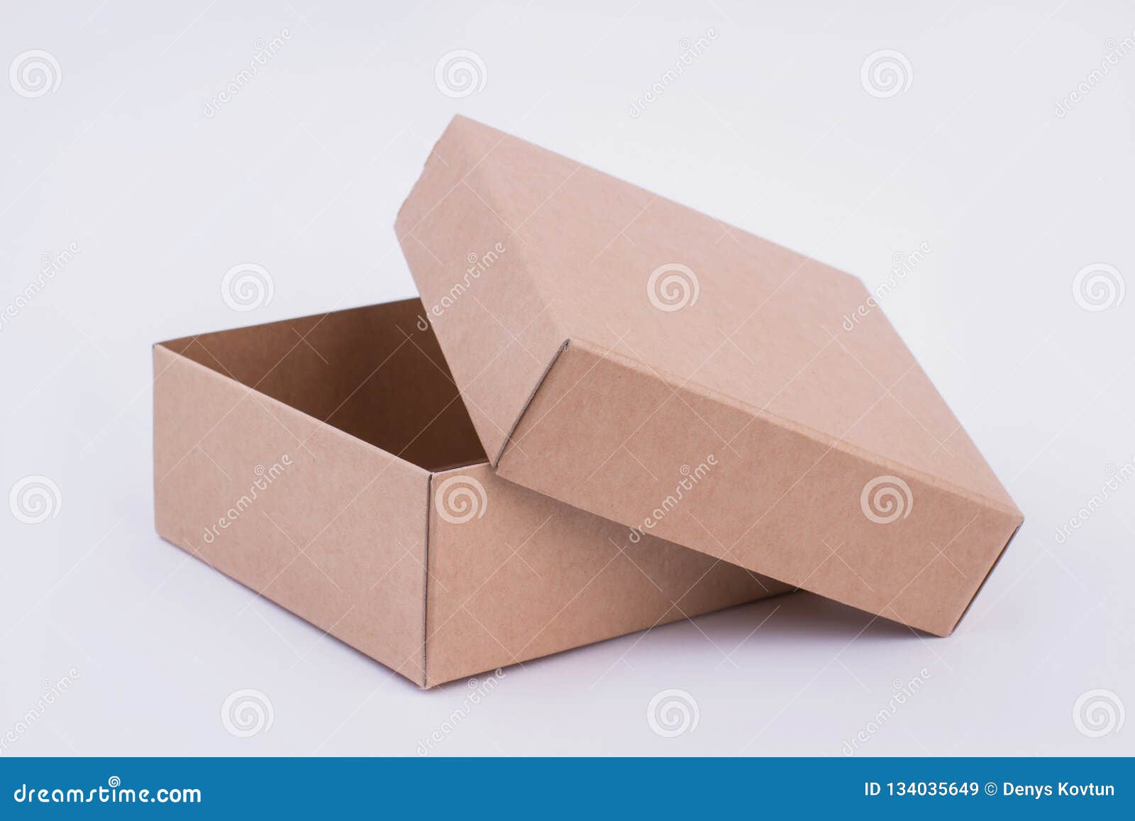 Open beige cardboard box. stock image. Image of beige - 134035649