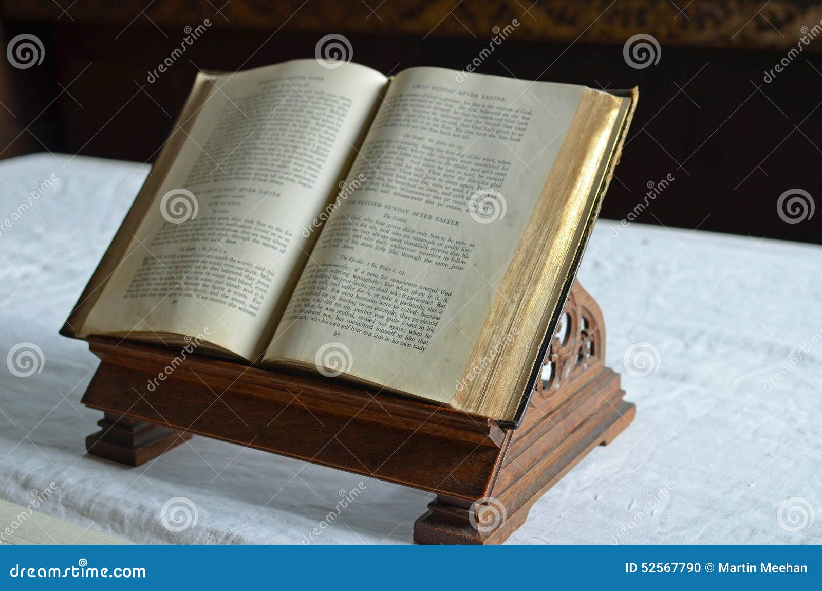 Open Bible on an Altar in a English Church. Stock Photo - Image of ...