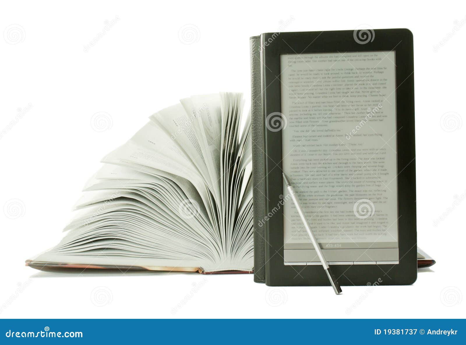 Open boek en e-boek lezer stock afbeelding. Image of handboek - 19381737