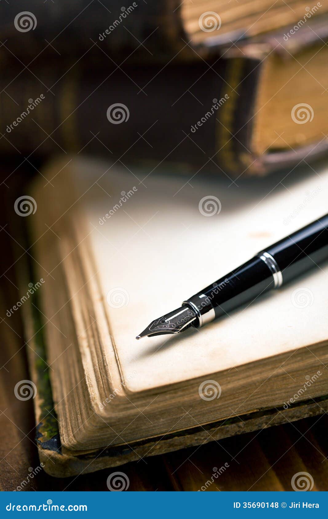 Open Book with Fountain Pen Stock Photo - Image of handwriting, aged ...