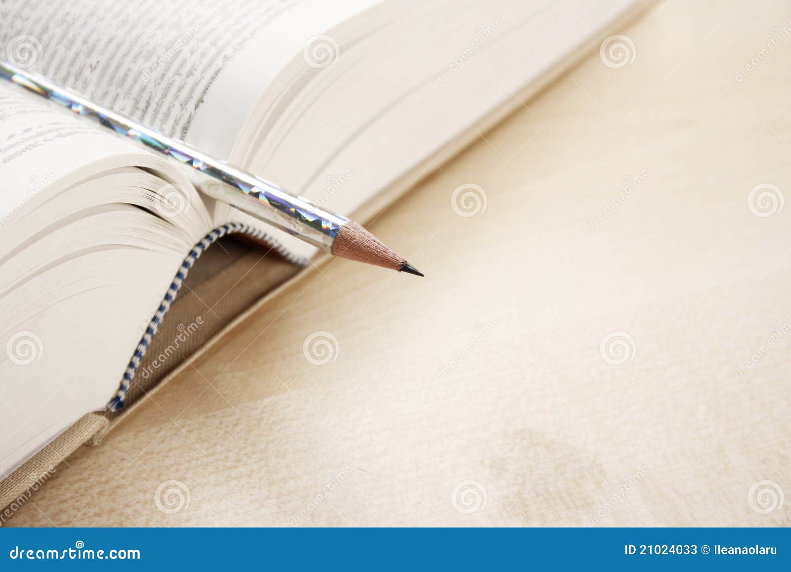 Open book and a pen stock image. Image of culture, science - 21024033