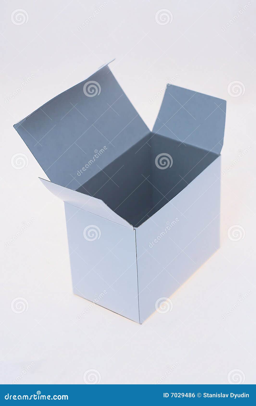 Open Box Picture. Image: 7029486