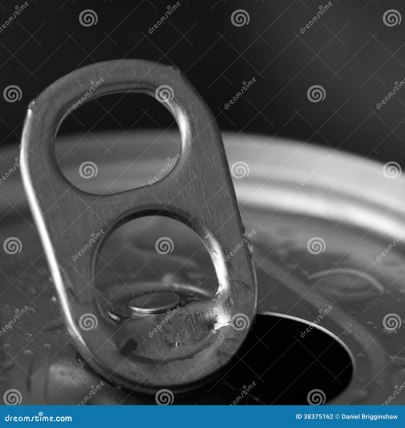 Open Can stock photo. Image of open, drop, cola, drink - 38375162