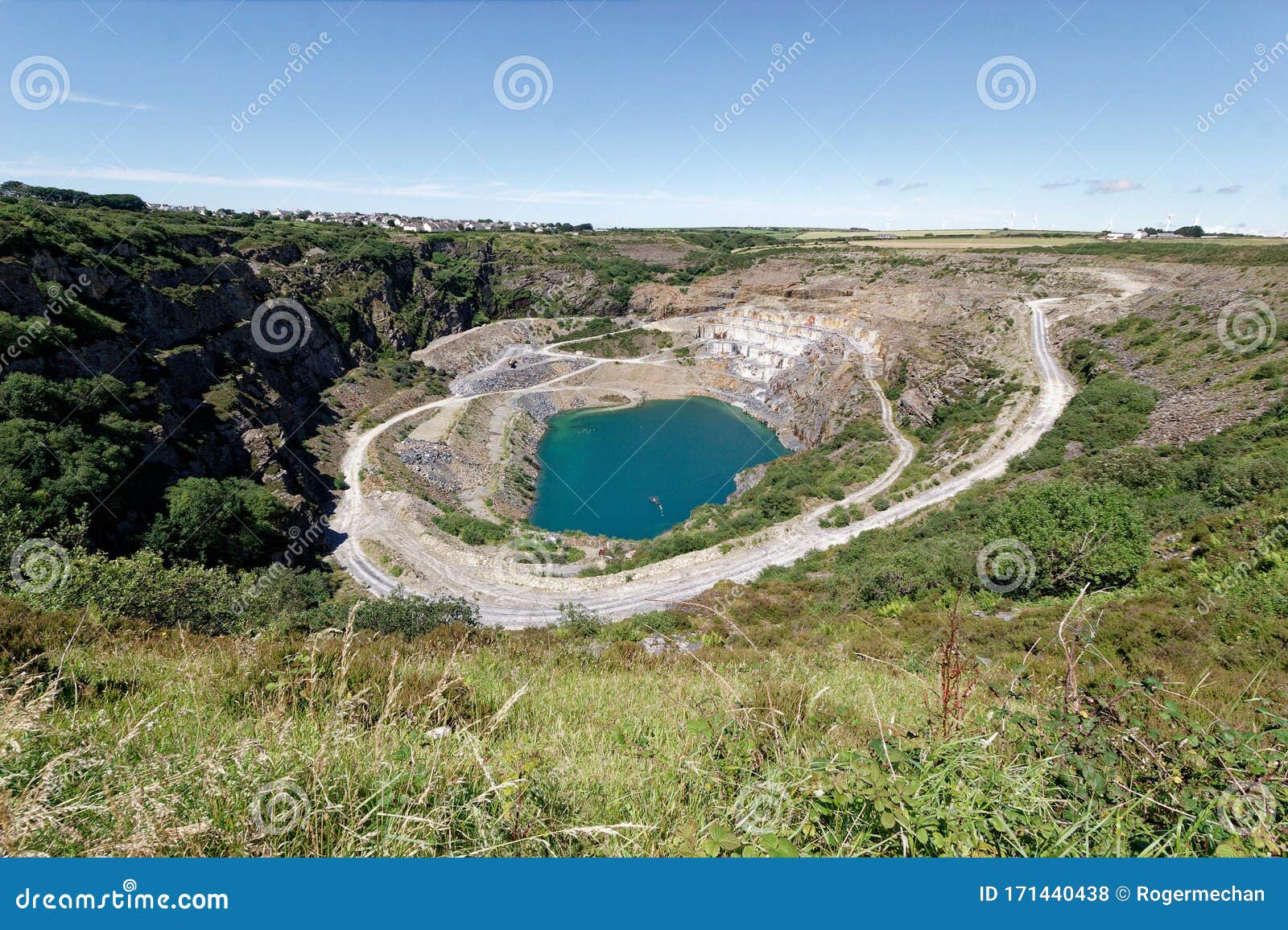 Delabole Slate Quarry, Cornwall England. Editorial Stock Photo - Image ...
