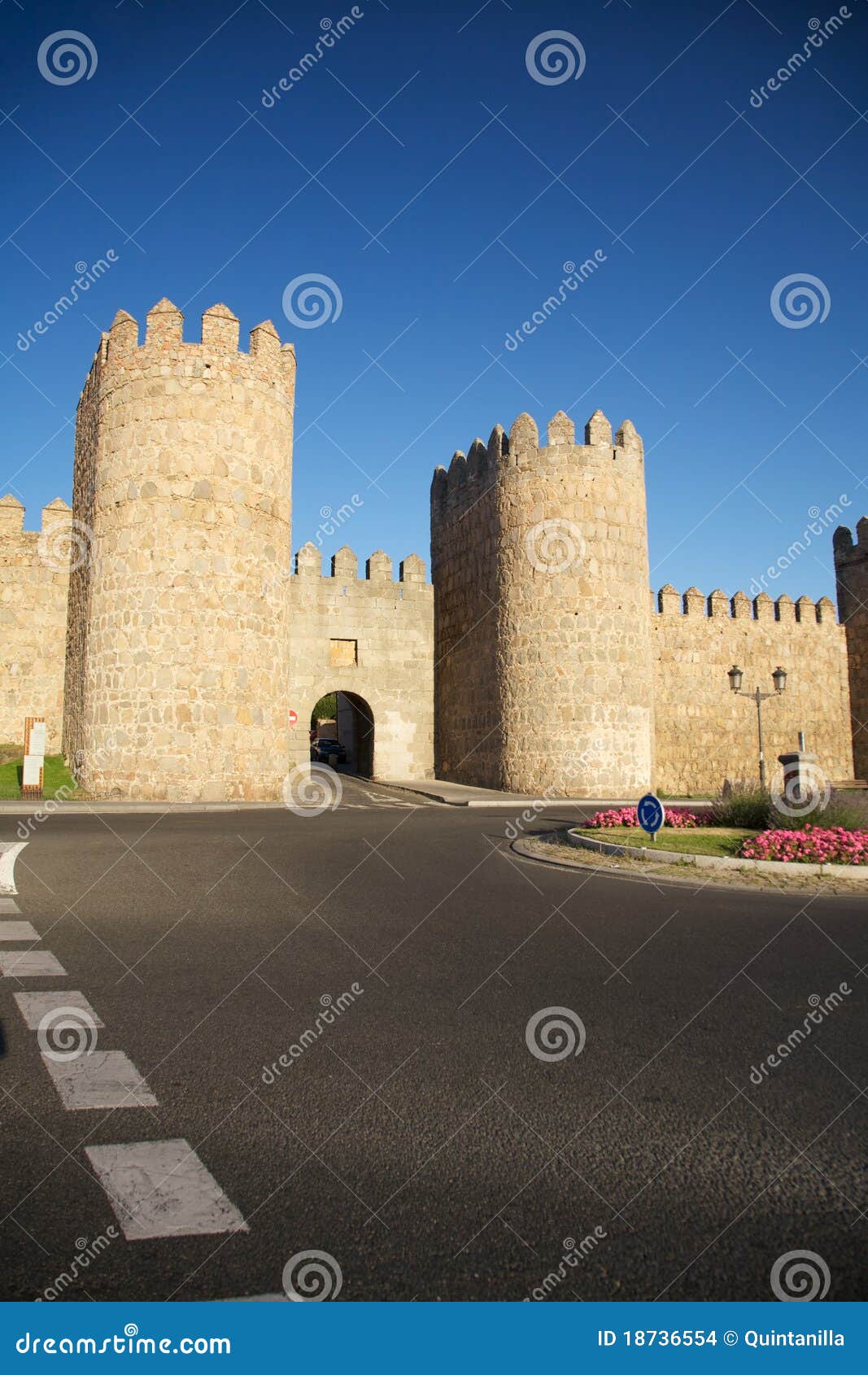 Open castle road stock photo. Image of architecture, roundabout - 18736554