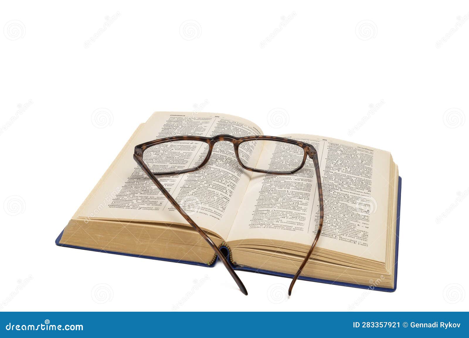 Open Dictionary And Fountain Pen Royalty-Free Stock Photo ...