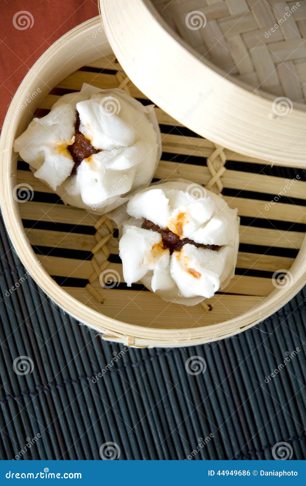 Open dimsum tray stock photo. Image of dimsum, inside - 44949686
