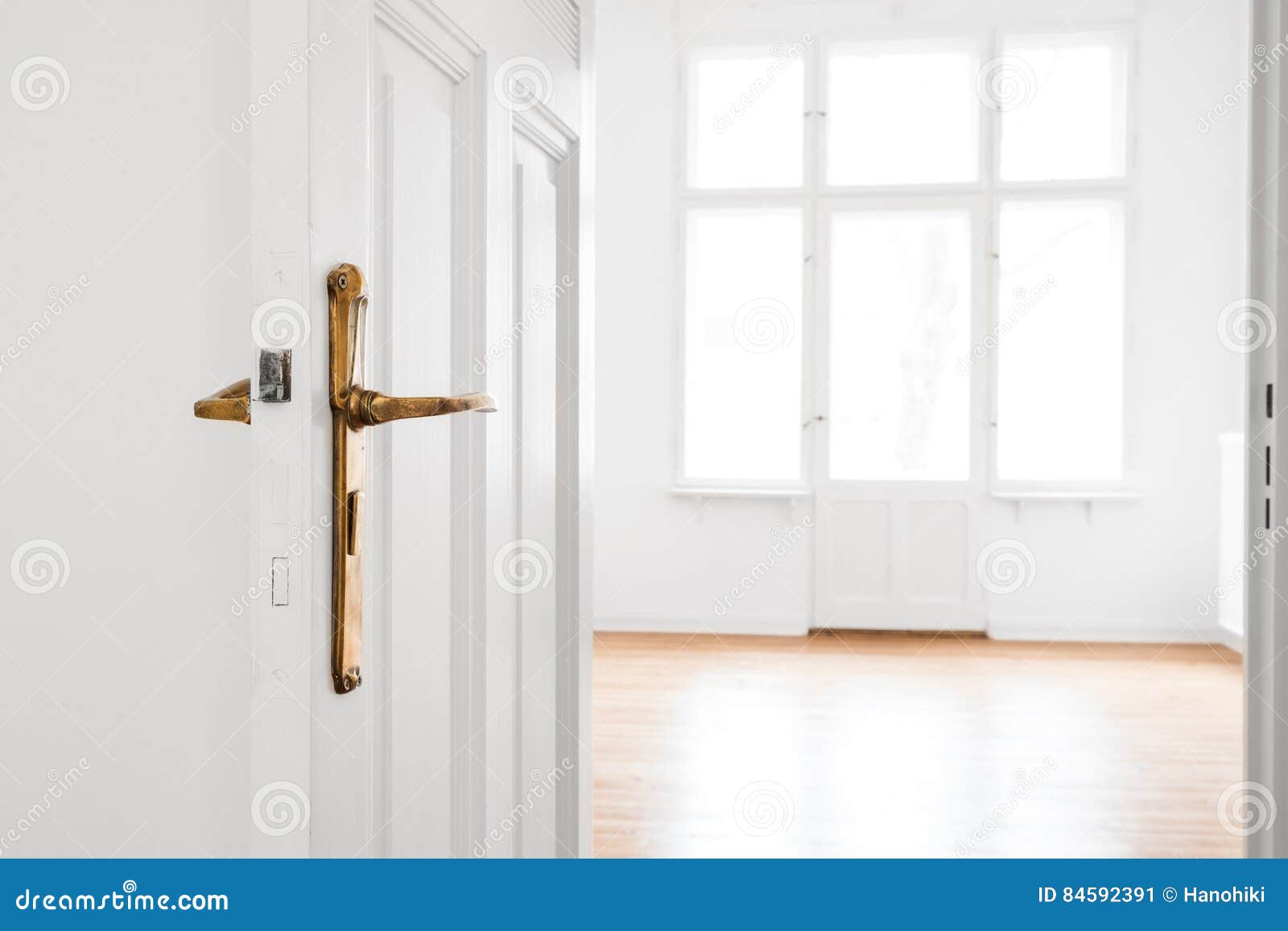Open Door, Empty Room in Renovated Old Flat Stock Image - Image of door ...